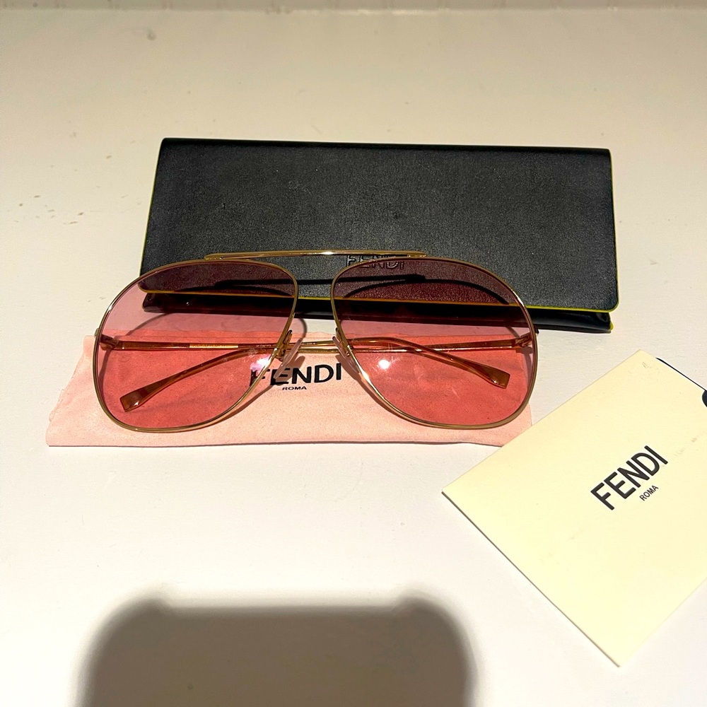 Fendi Pink Aviator Sunglasses - Gem